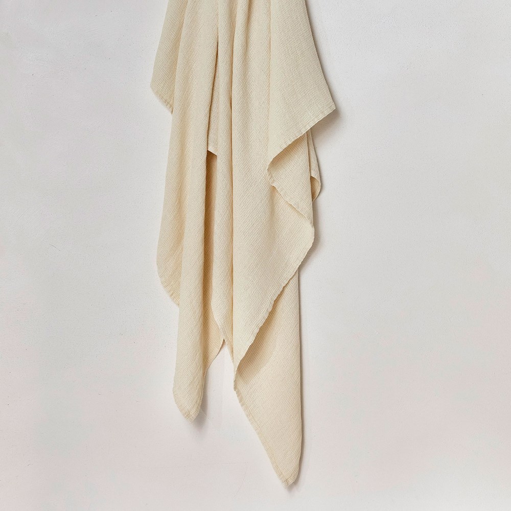 Stone Wash Linen Waffle Bath Sheet - Oatmeal | George Street Linen